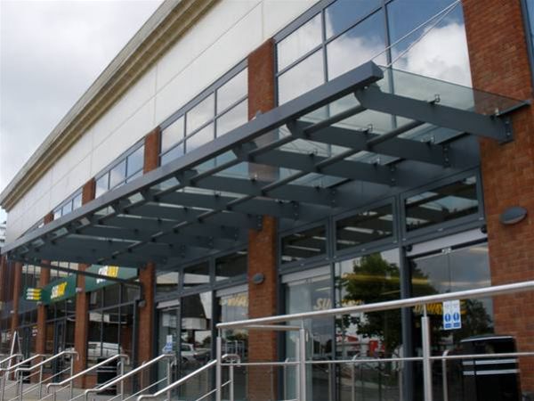 SC93 Suspended Glass Canopy Walkden Subway Store - Urban Design ...