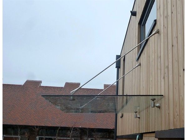 SC146 Frameless Suspended Glass Canopy Unit Aylesbury - Urban Design ...