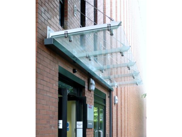 SC17 Suspended Glass Canopy University Manchester - Urban Design ...